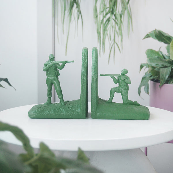 Soldier Bookends - Green – White Moose Wholesale